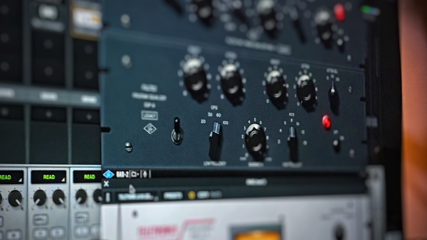 Professional Mixing & Mastering Audio