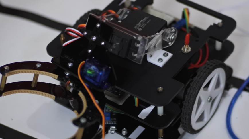 JASA RANCANG BANGUN PRODUK ROBOTIK/MEKATRONIK UNTUK BERBAGAI KEPERLUAN ...