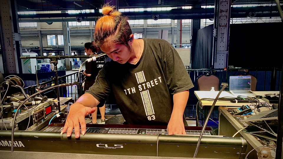 FOH Sound engineer & Live Sound Engineer