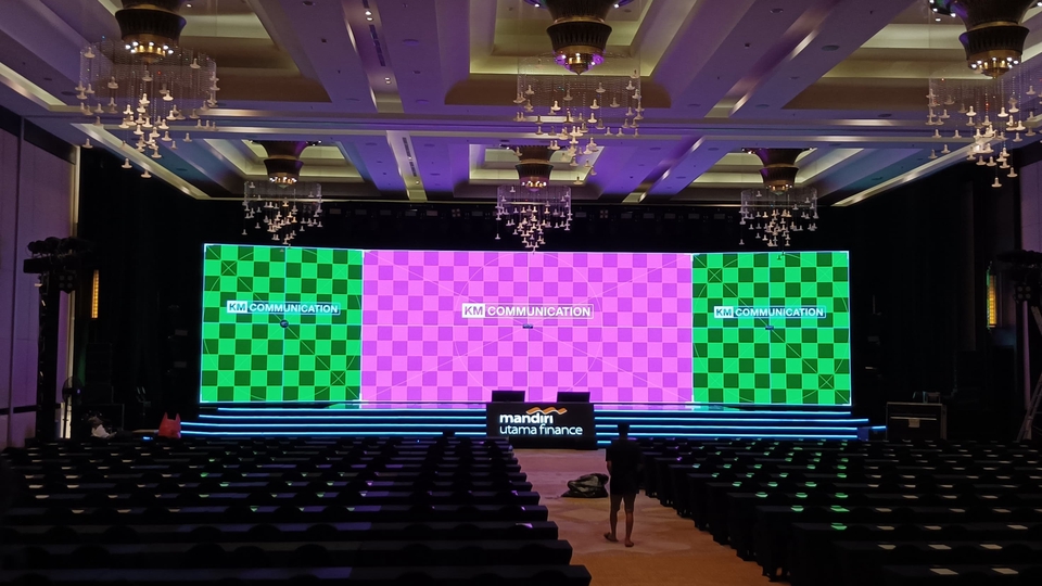 operator led atau streaming (Visual Jockey)