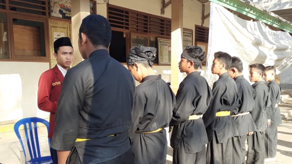Bimbingan pelatihan ilmu bela diri pencak silat
