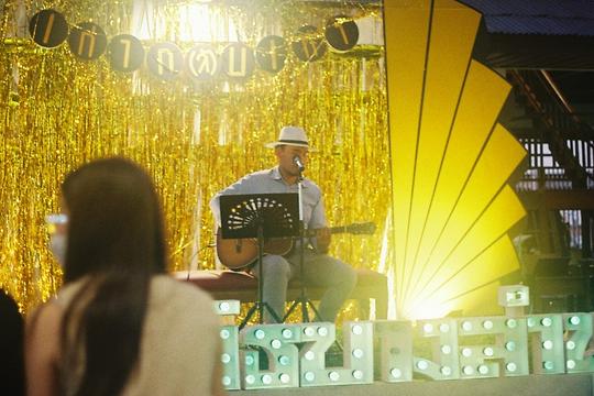 Vocal&Guitarist + Voice Over + Produce Music